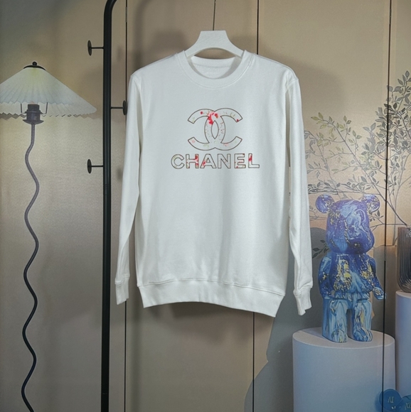 CHANEL | Sweaters | Chanel Autumn And Winter Classic Printed Round Neck ...